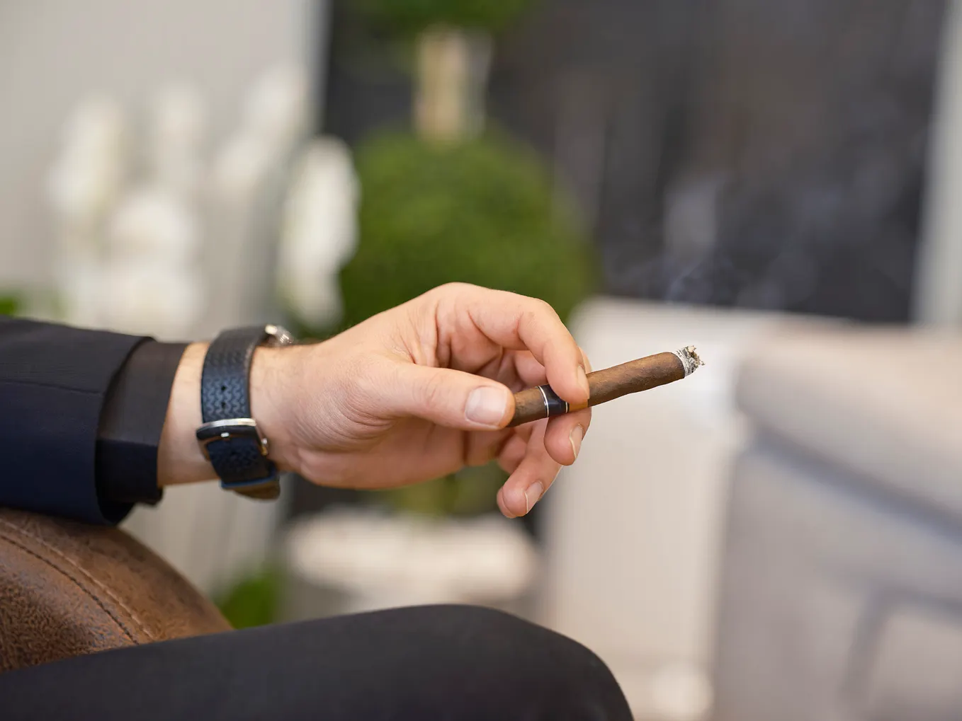 How to Use NotebookLM: A Practical Guide | by Leo Perkins | Leo Perkins