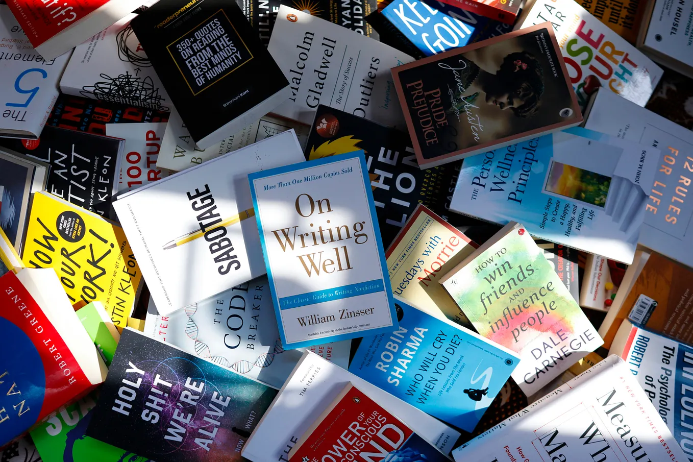 Book review “IT”. Steven king is one of the most… | by Peter Las | Medium