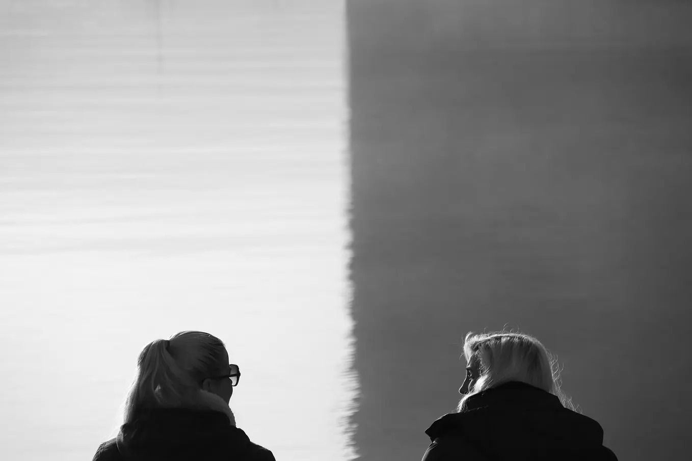 🚫 Crossed Arms Don’t Always Mean Someone Is Defensive… | by Yashaswini ...