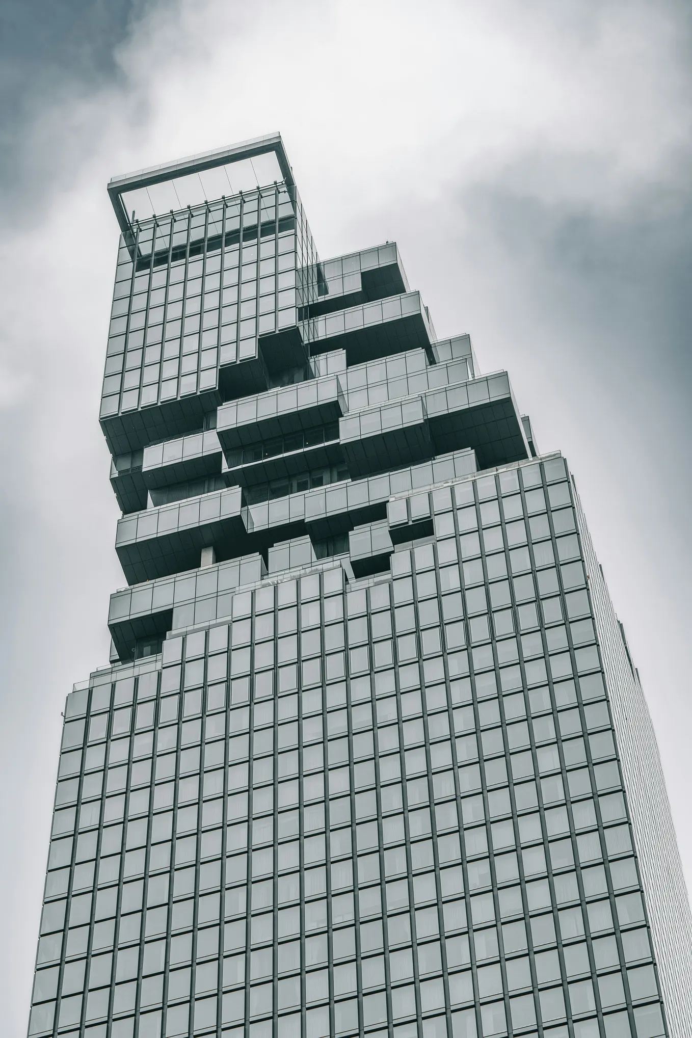 SwiftUI NavigationStack Best Practices for iOS Apps 2025 | Medium