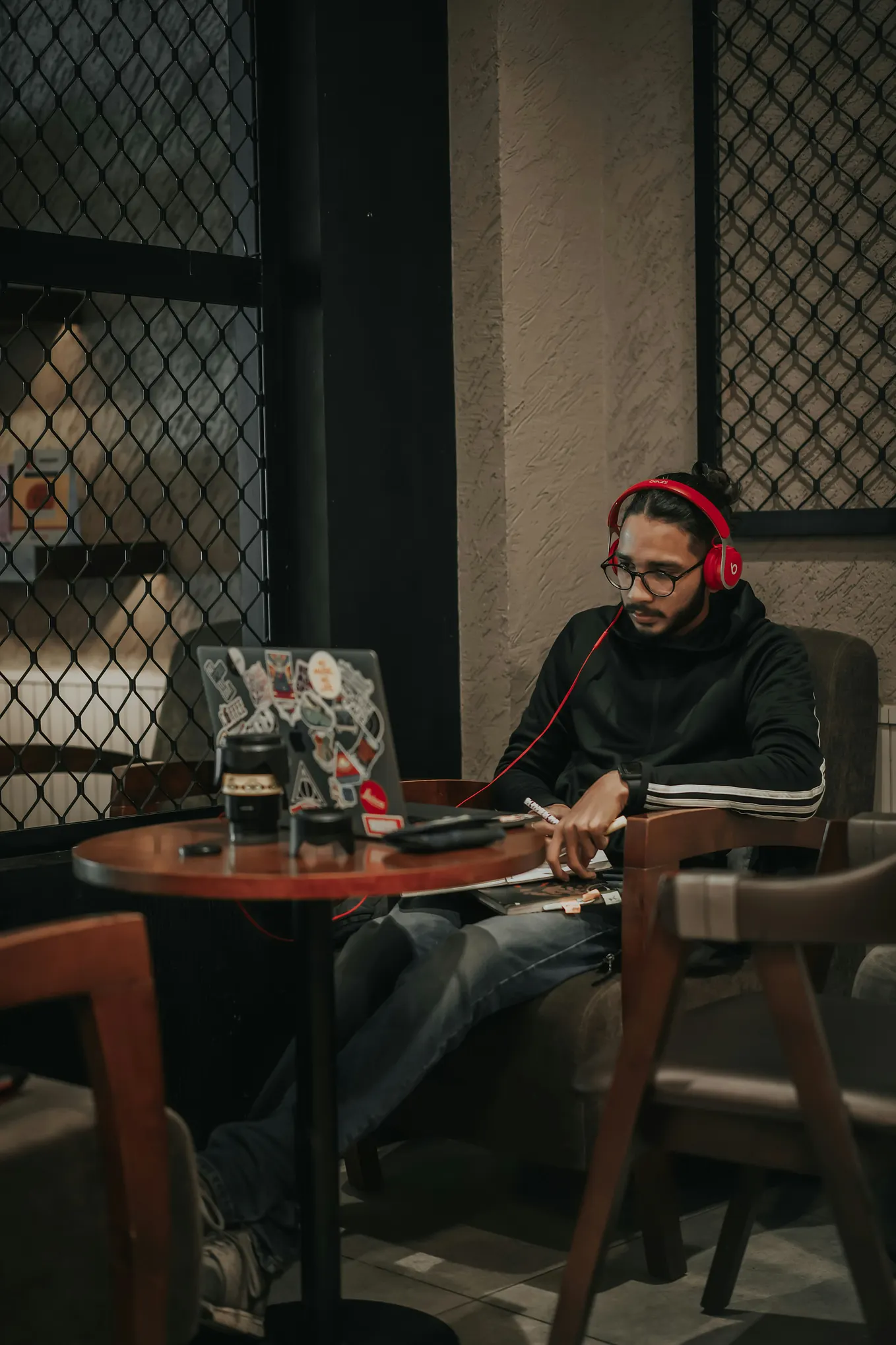 How to Create Interactive Web Pages with JavaScript? | Scripted World