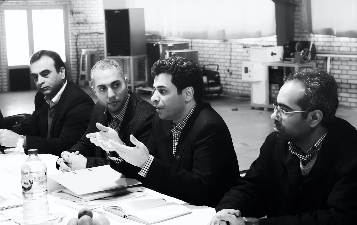 Business Owner vs. Operator: Understanding the Difference | by Amrita ...
