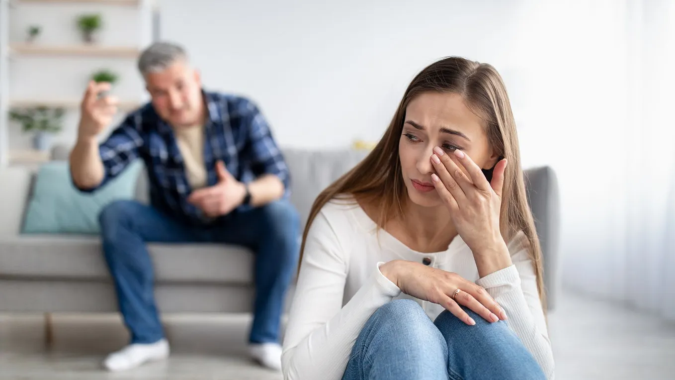The Awkward Phase Every Parent Faces When Their Kids Become Adolescents ...