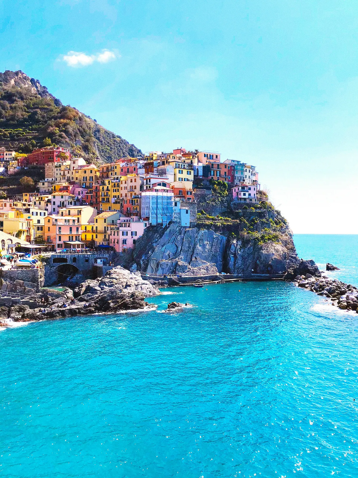 15 Weirdest Places In The World Where People Live | by Tyler Lubben BBA ...