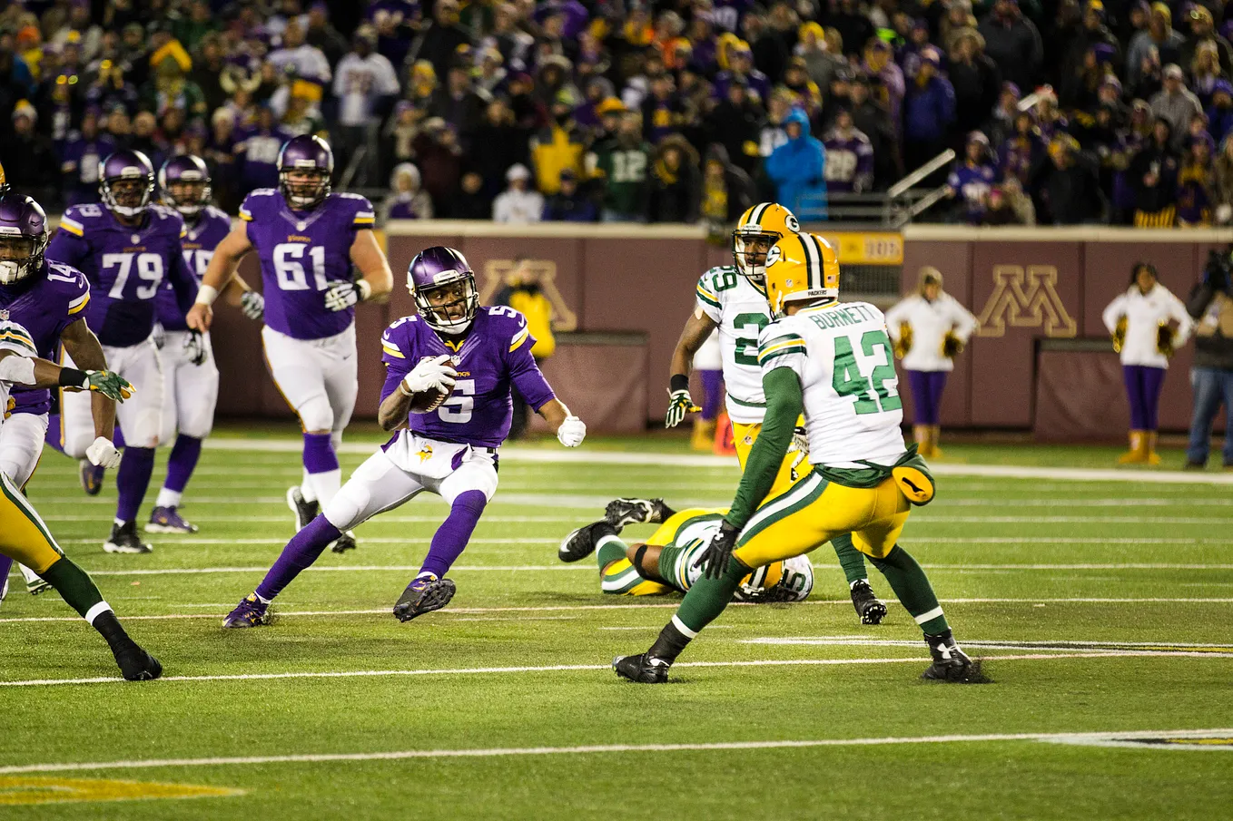 Let’s Debate! The Best Offensive Linemen in Minnesota Vikings Franchise ...