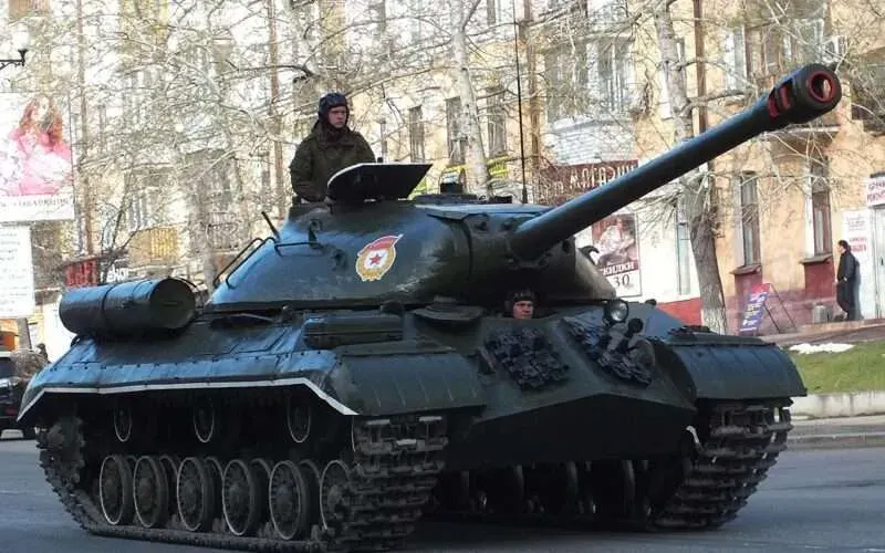 The Double Barrelled VT Tanks. Double Barrelled Tank | by ...