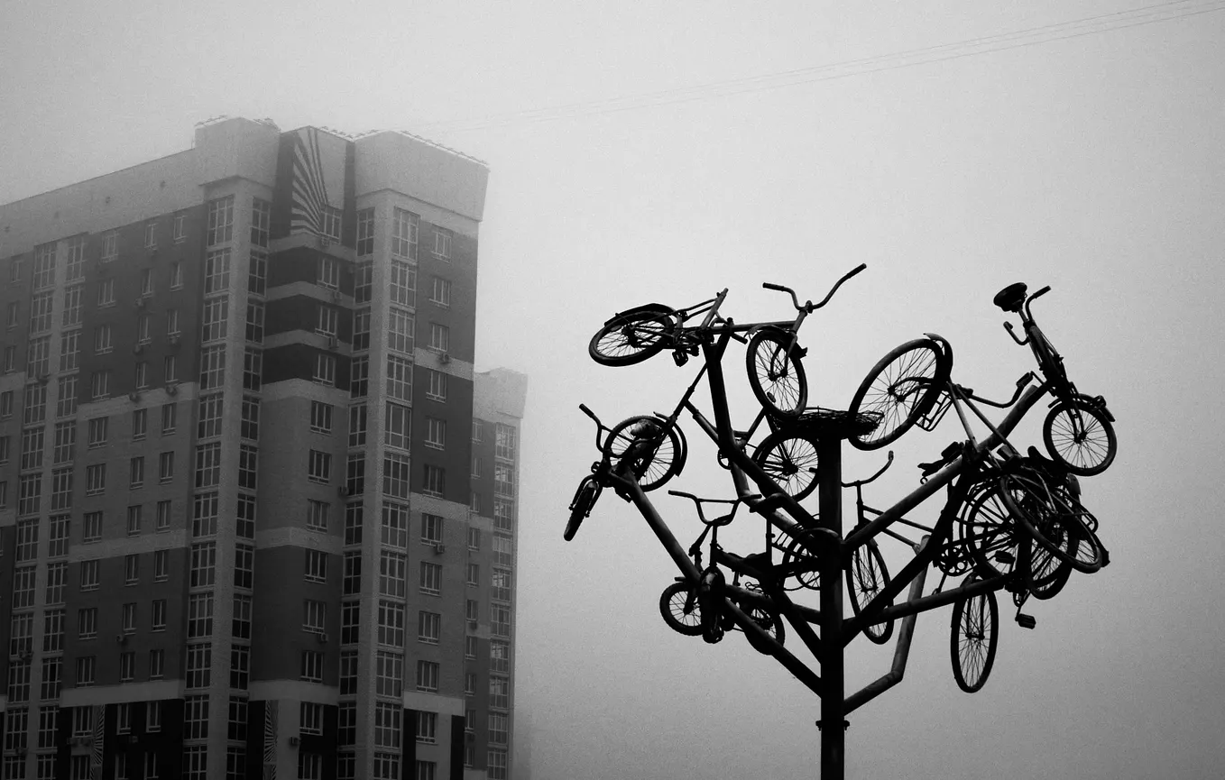 Cursor vs Windsurf: The Ultimate Guide to AI-Powered Vibe Coding | by ...