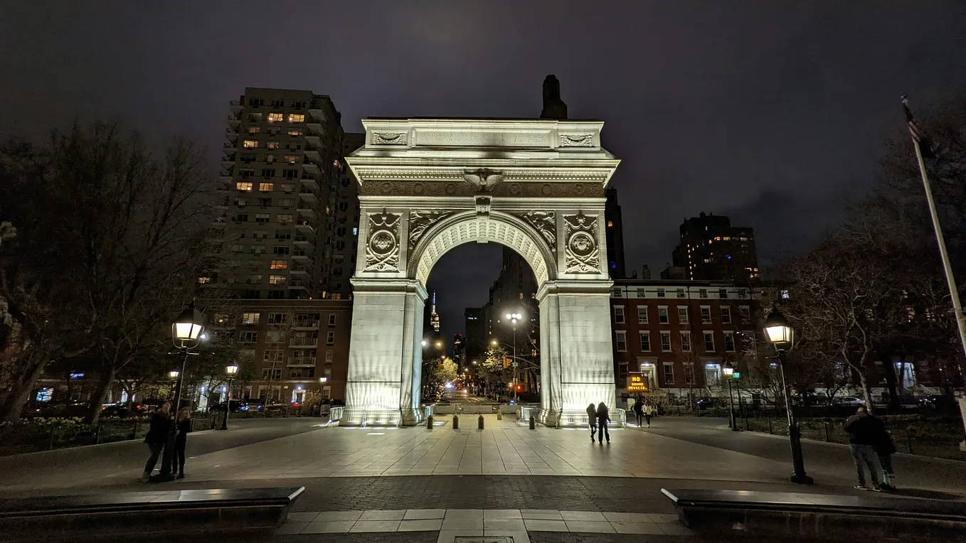 Understanding Python Dictionaries and Hash Tables: Differences and ...