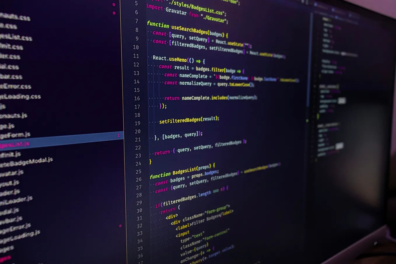 React + Vite + Dev Containers in VS Code | by Michał Worwąg | Medium