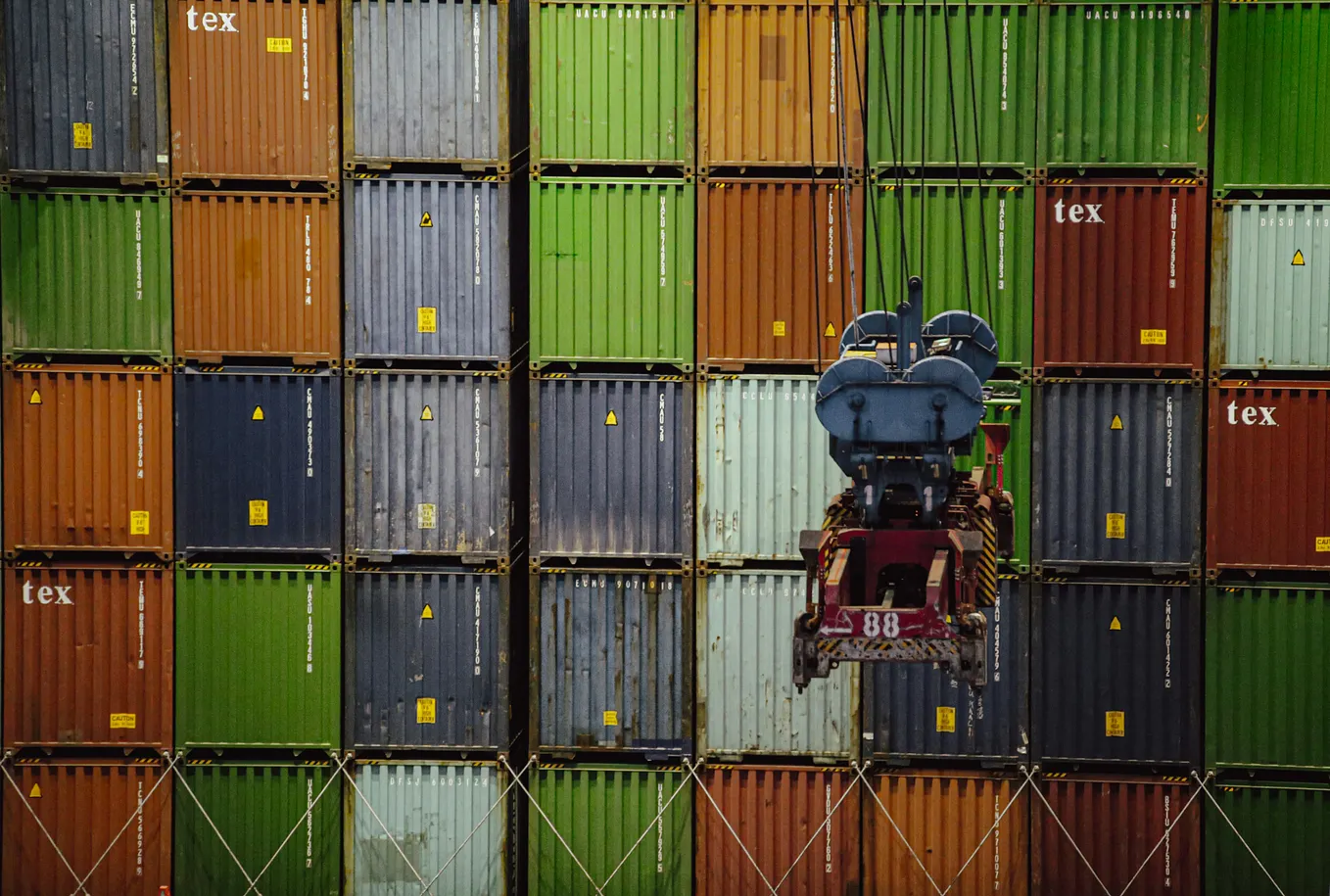 Make your own Dockerfile to run an Ubuntu Container | by Andrew Dass ...