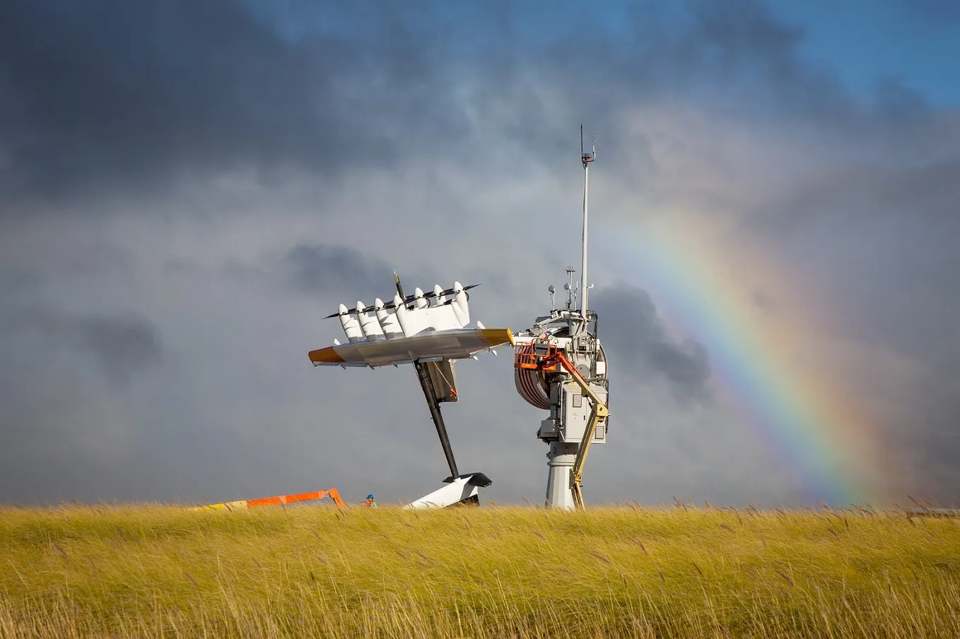 Makani’s airborne wind power system takes flight offshore | by Fort ...