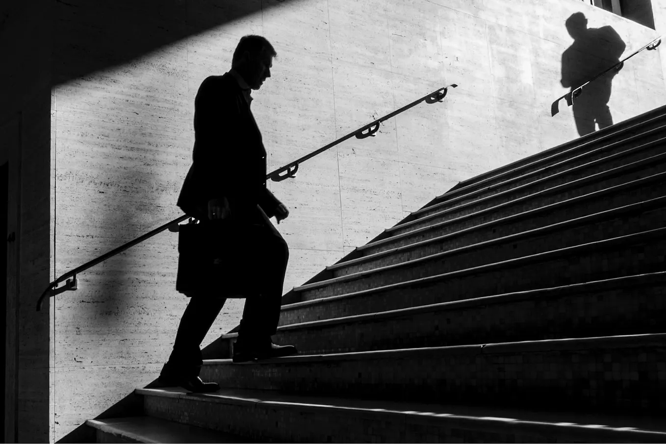 Beyond the Silhouette: Finding Narratives in Minimalist Photography ...
