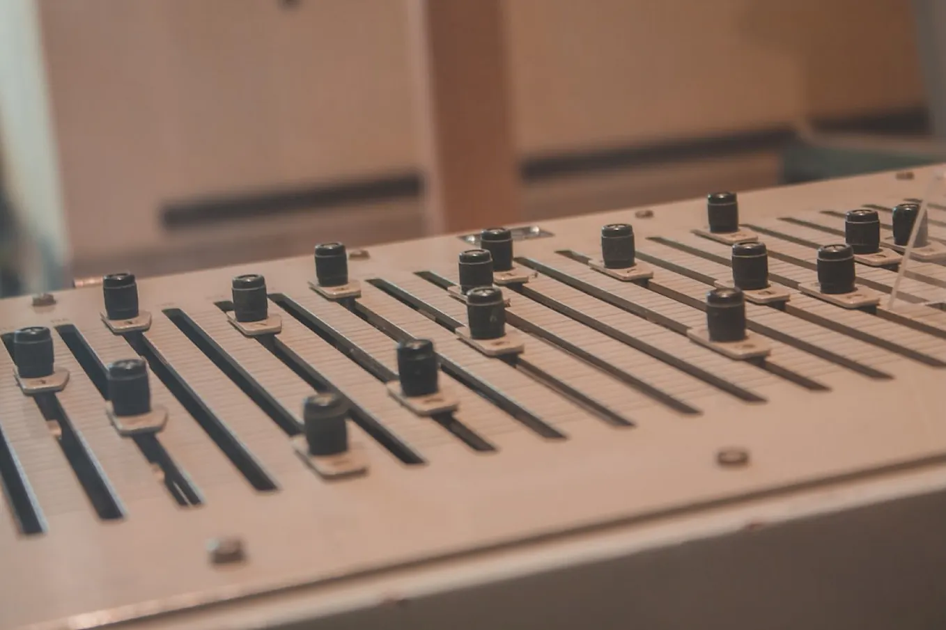 Building an Open-Source Text2SQL Agent with Llama 3 and Hugging Face Transformers | by Tales ...