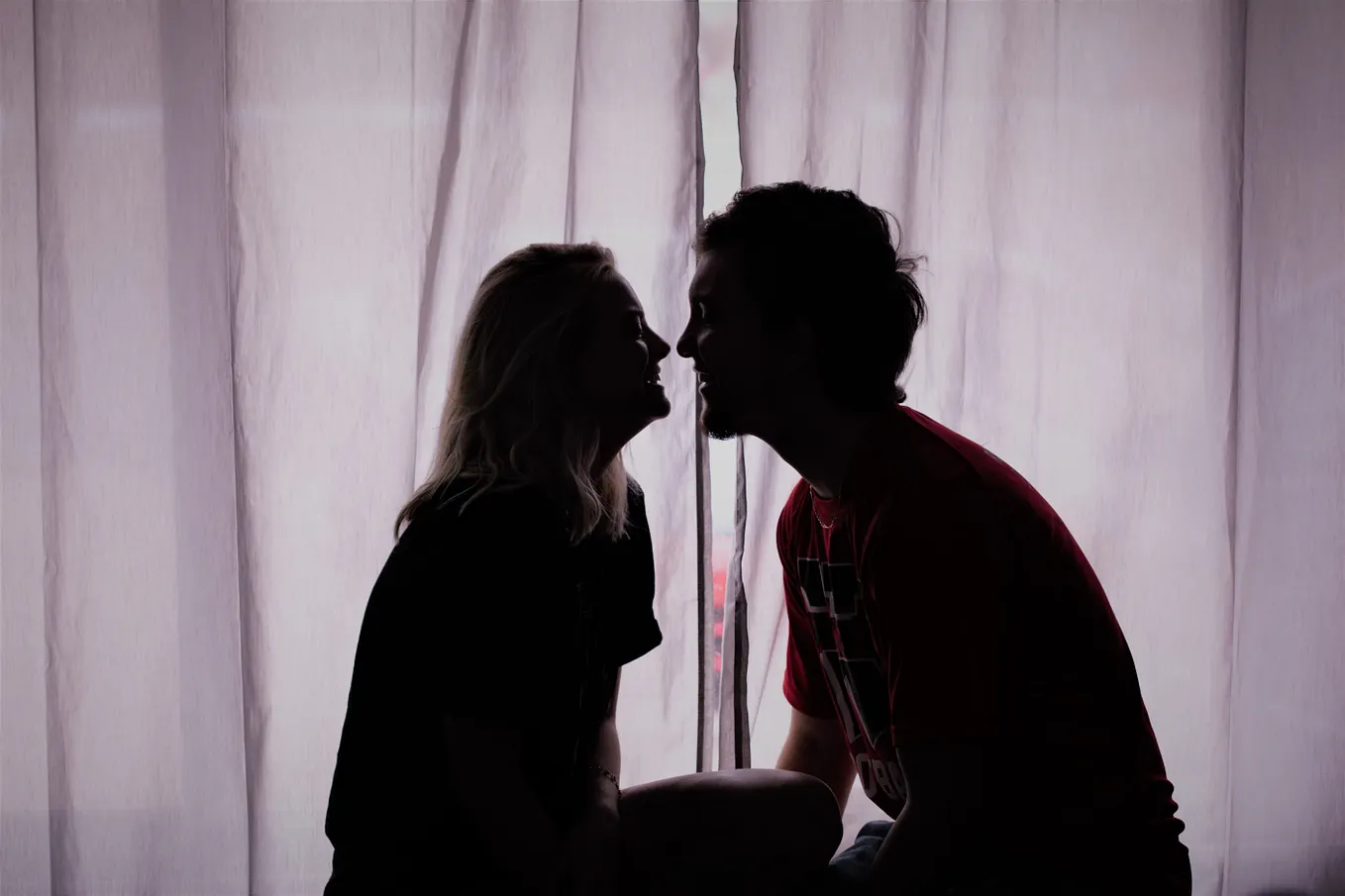 A Comprehensive Guide to Confessions in Relationships — How & When to ...