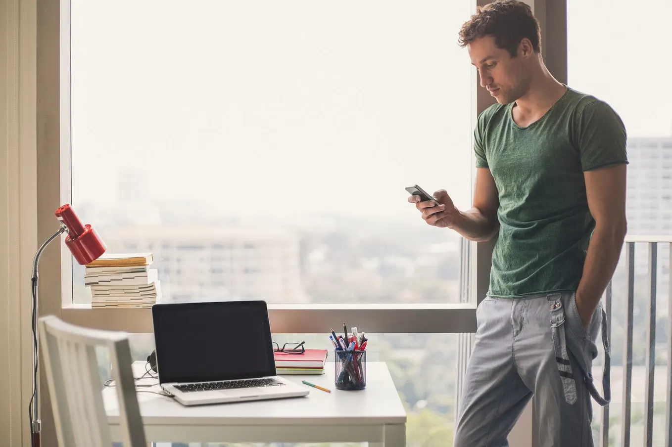 How to Tell if Someone is on Facebook Dating: ALL Signs | Medium