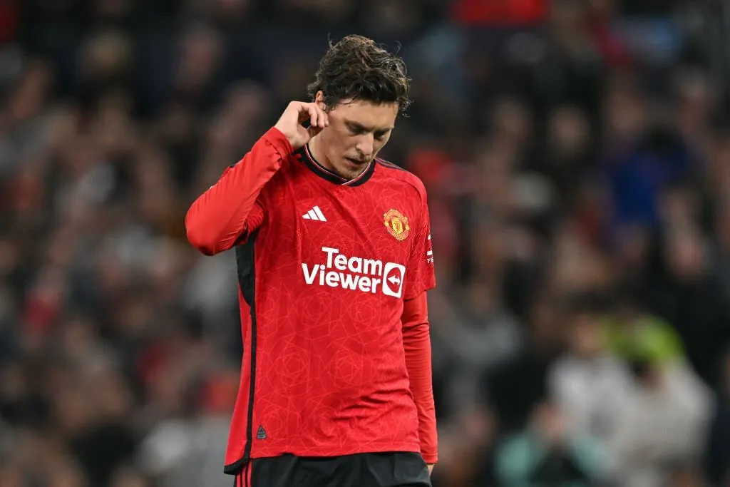 The Tactical Wilderness: A Comprehensive Chronicle of Manchester United ...