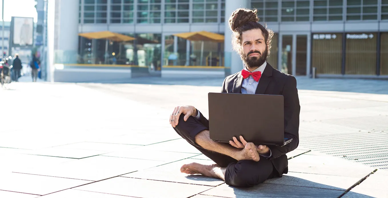 How to stand out at a conference — 6 creative ways guaranteed to get ...