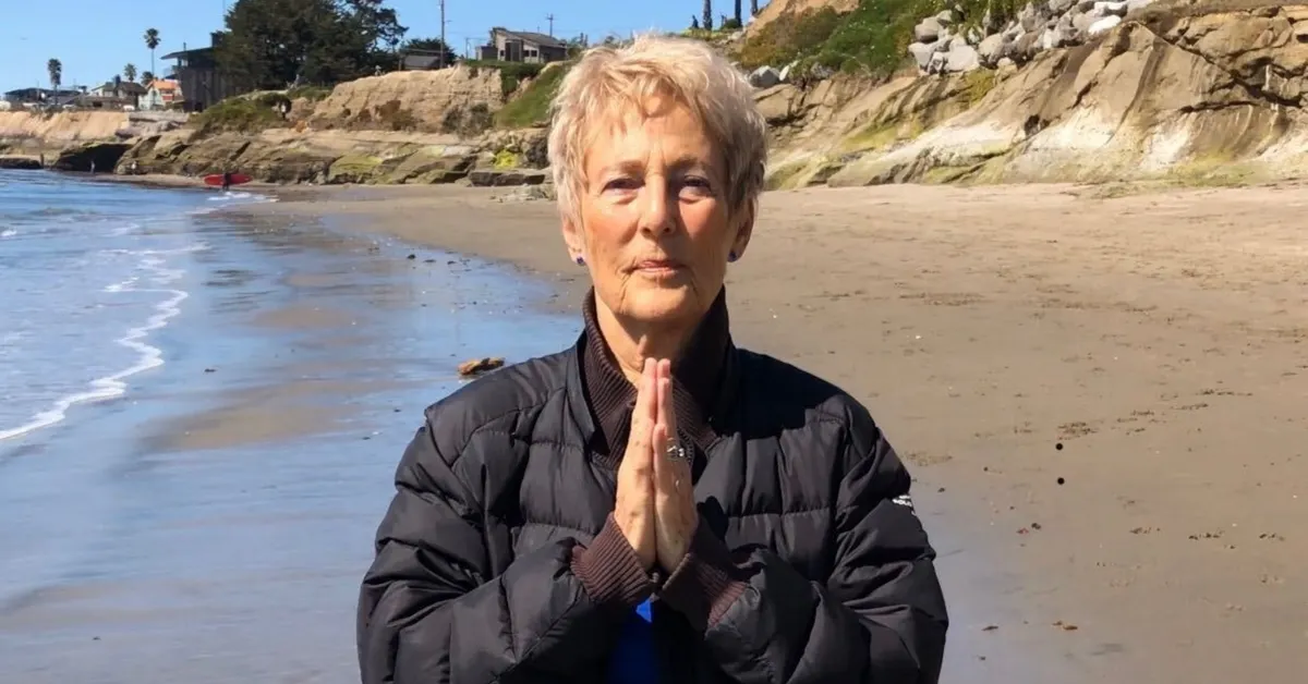 How Lee Holden Discovered His Purpose as a Qi Gong Teacher | by Holden ...