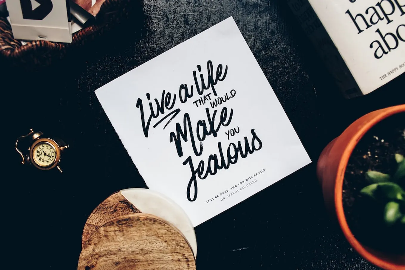 👉10 LIFE-CHANGING QUOTES ABOUT THE DIFFERENCE BETWEEN PRAISING AND ...