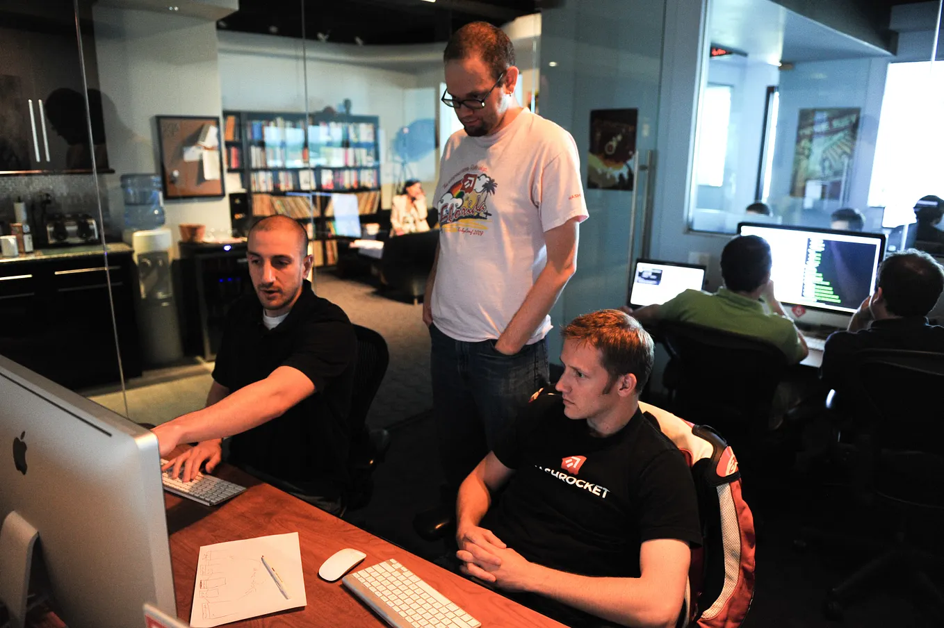 Accurate 15 Uses of Computer in Business | Application of Computer in Business | by Itechnoinfo ...