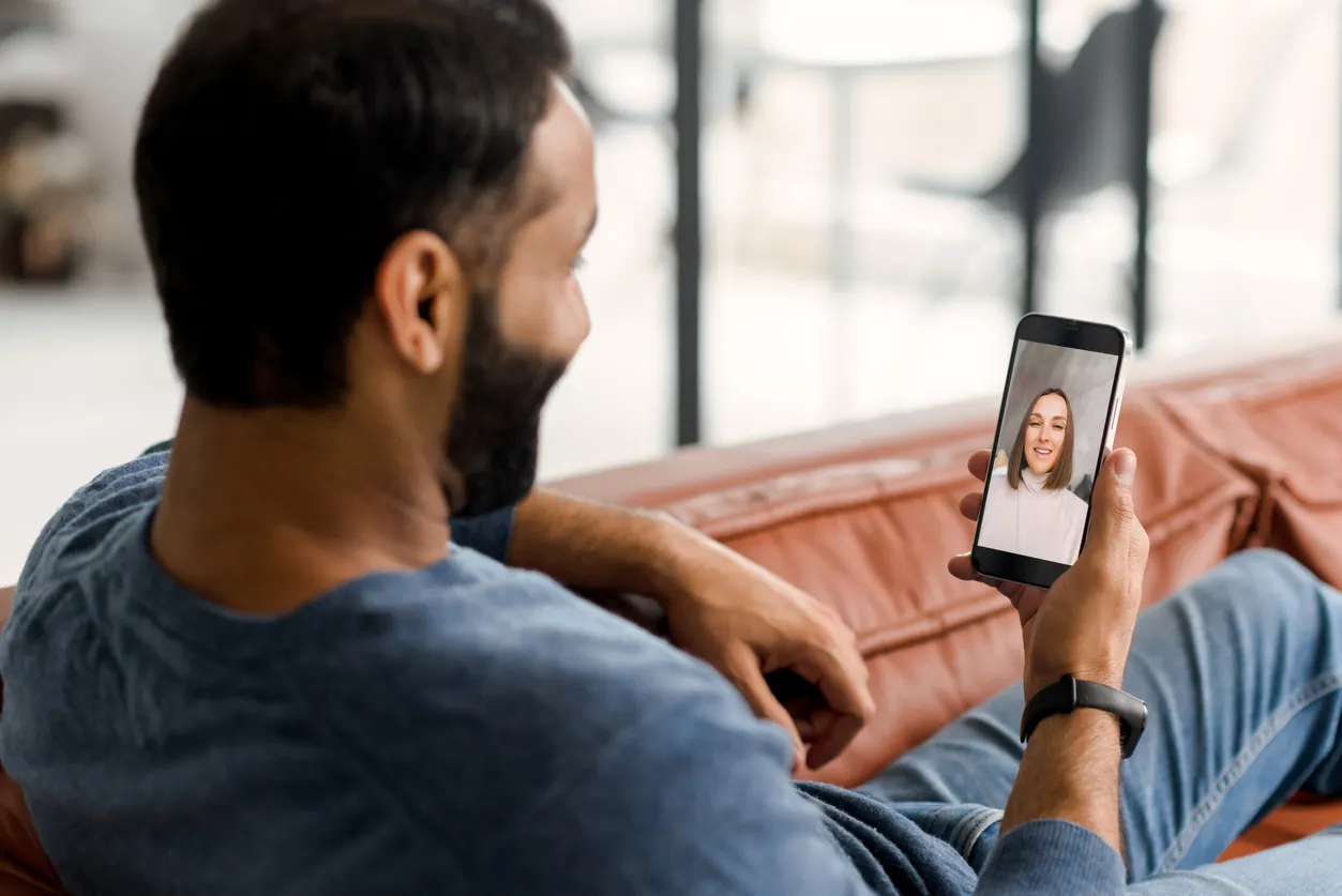 Who is He Texting and Calling? How to Check Without Touching His Phone ...