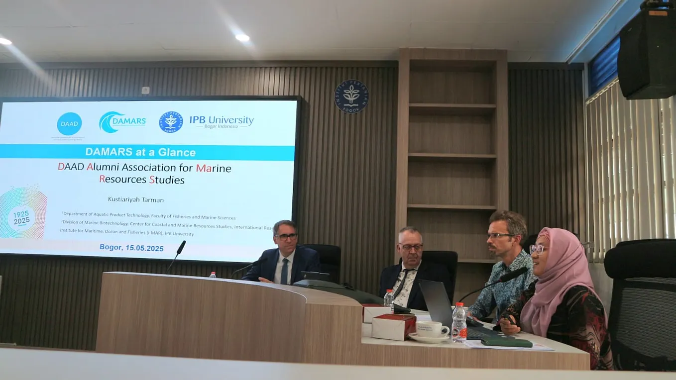 Start to familiar with Publish or Perish and VOSviewer | by Sparisoma ...