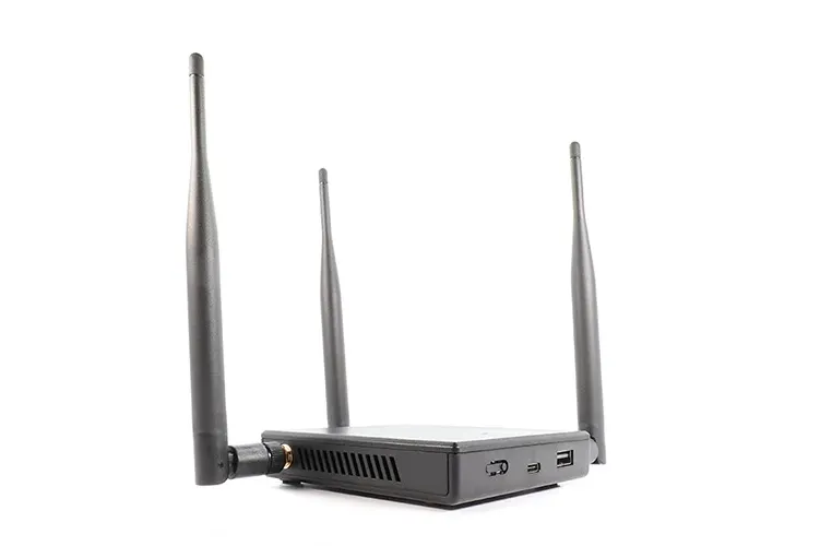 Tackling Tech Projects: Build your own Travel Router with a Raspberry ...