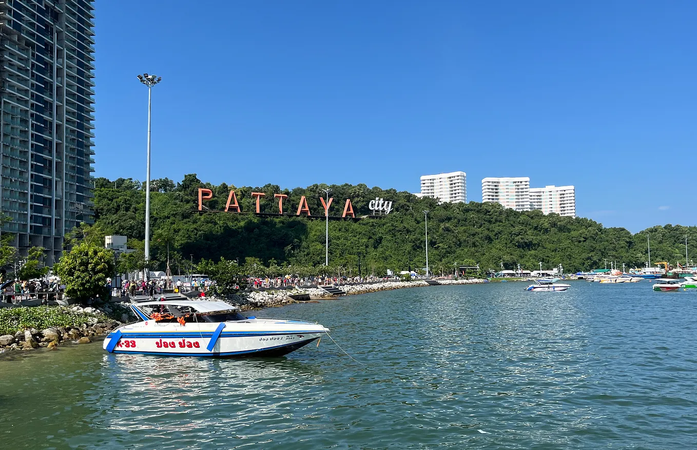 🧾 Handling HTTP Methods in Flask | by Sourabh Bhardwaj | Python in Plain English