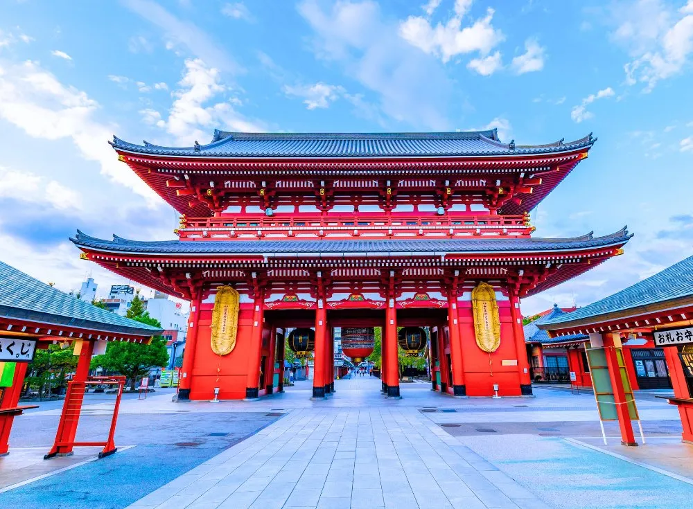 10 Mistakes Tourists Make in Japan (and Hotel-Insider Fixes) | by Suman ...