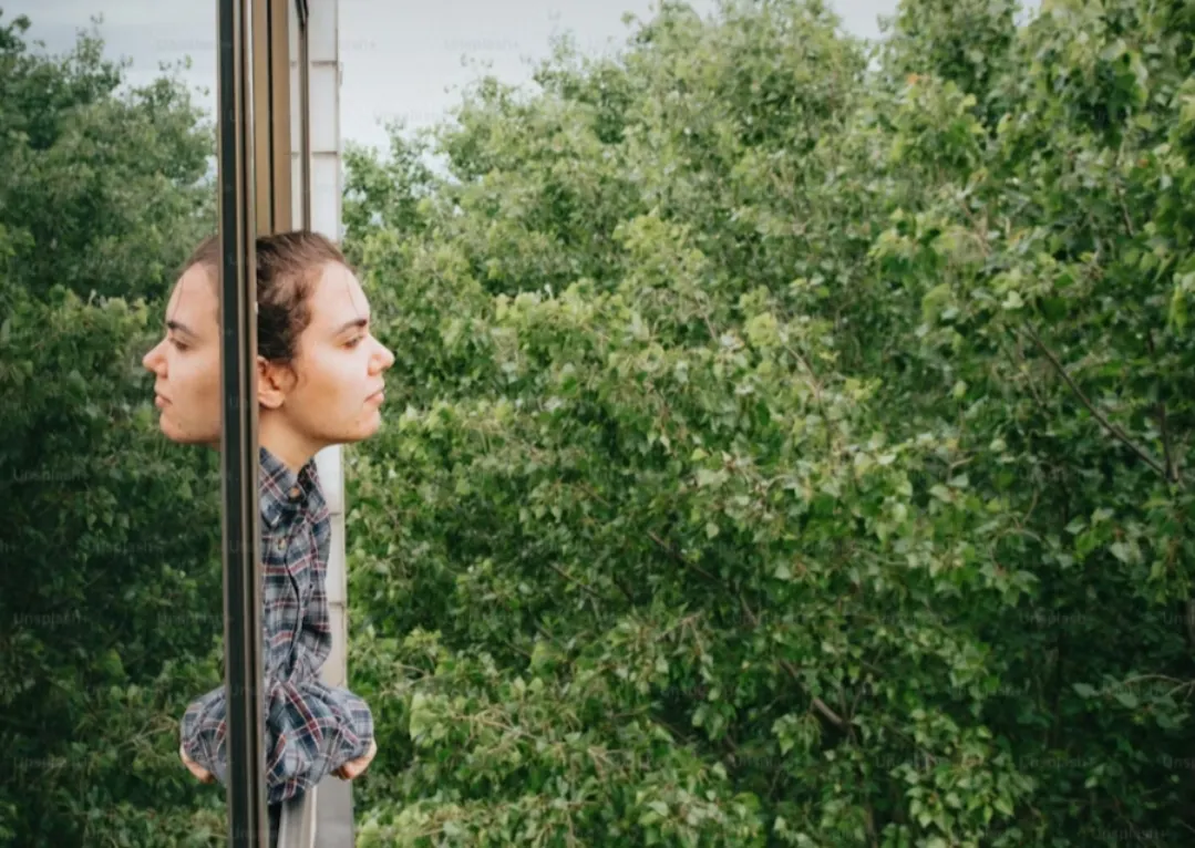 Exploring Deque in Python: A Comprehensive Guide | Python in Plain English