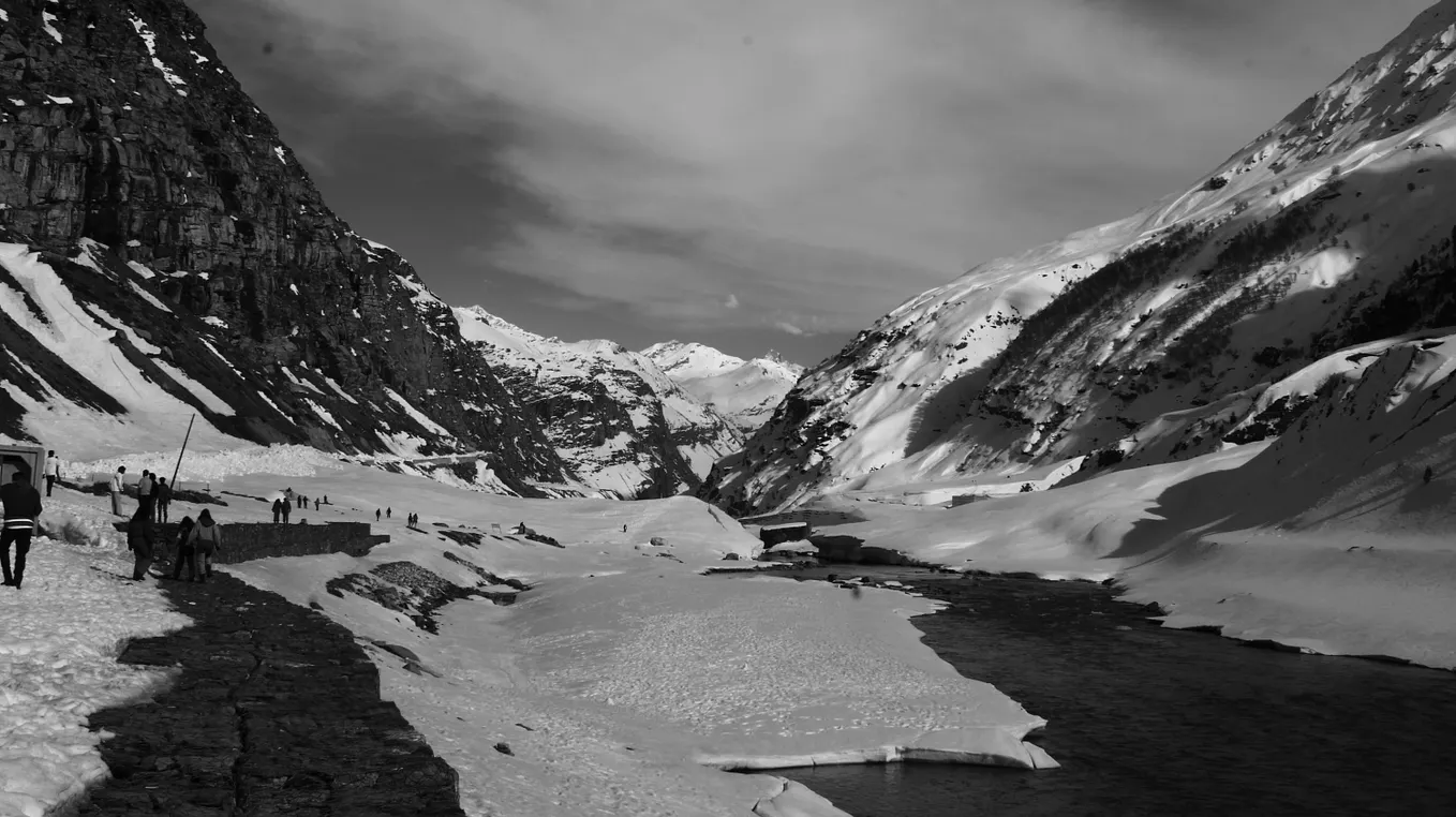 The Boundedness Theorem: A Key Concept in Understanding Continuous Functions | by Shayan Azmi ...