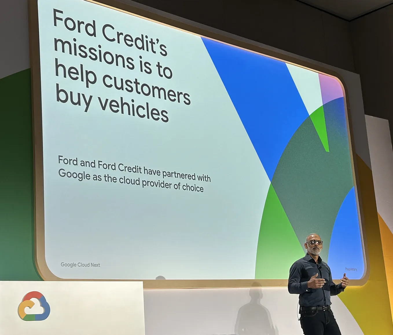 AI-Smart Platforms: The Real Edge in Auto Finance | by Ford Credit ...