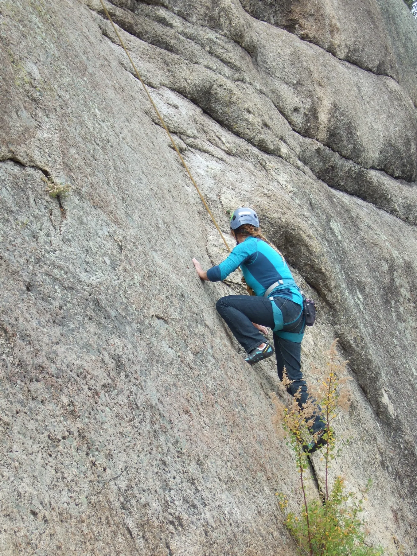 Standard climbing signals for safety | by Kenneth Hamel | Medium