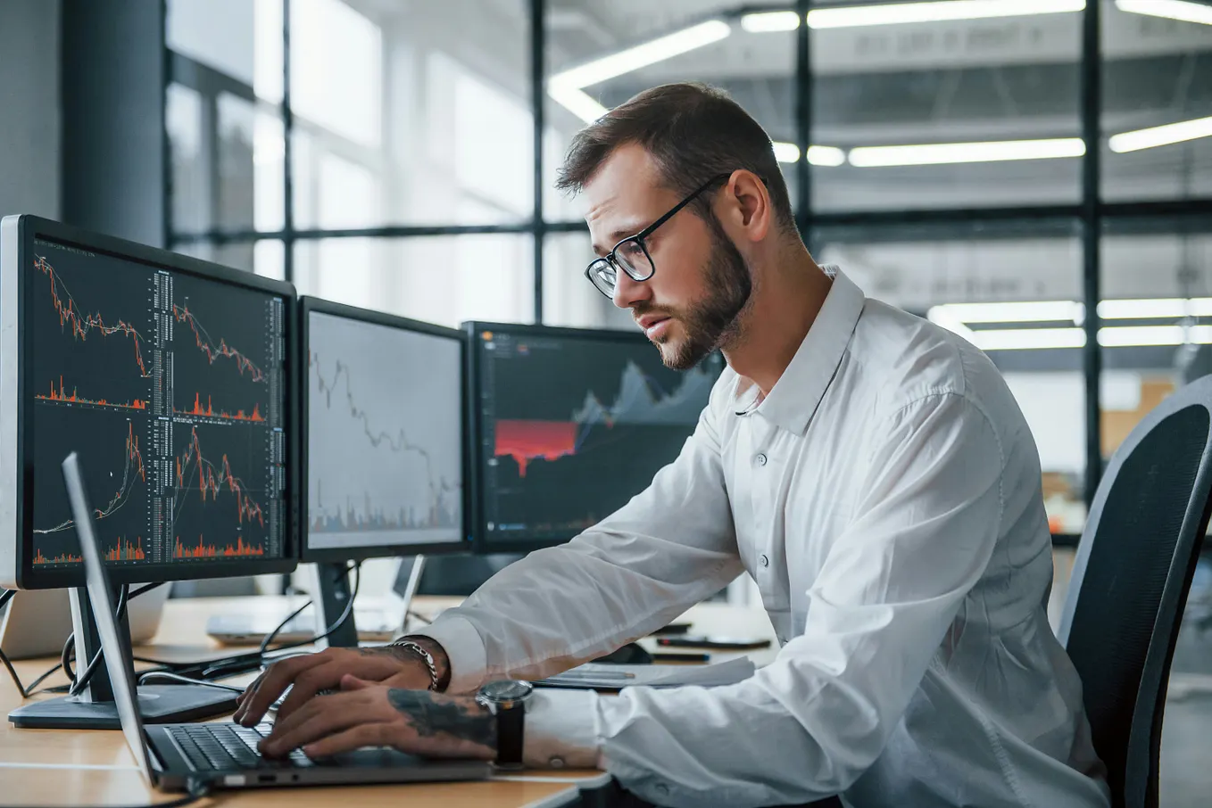 The 7 Best Free Trading Indicators on TradingView | by Algo Insights | Coding Nexus | Medium