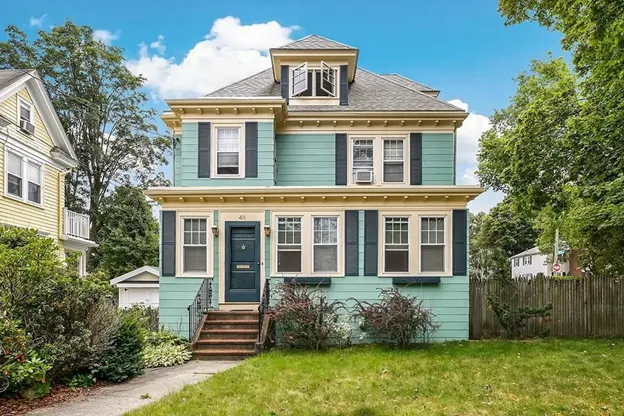 Estimating Depth and Focal Length with Apple Depth-Pro | by Nivitus ...