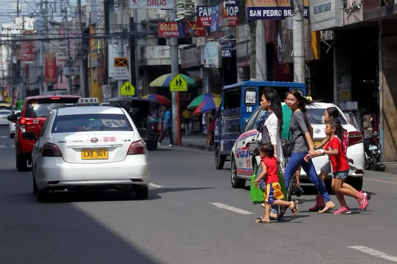 The Impact of Tourist Overcrowding in Popular Destinations: Balancing ...