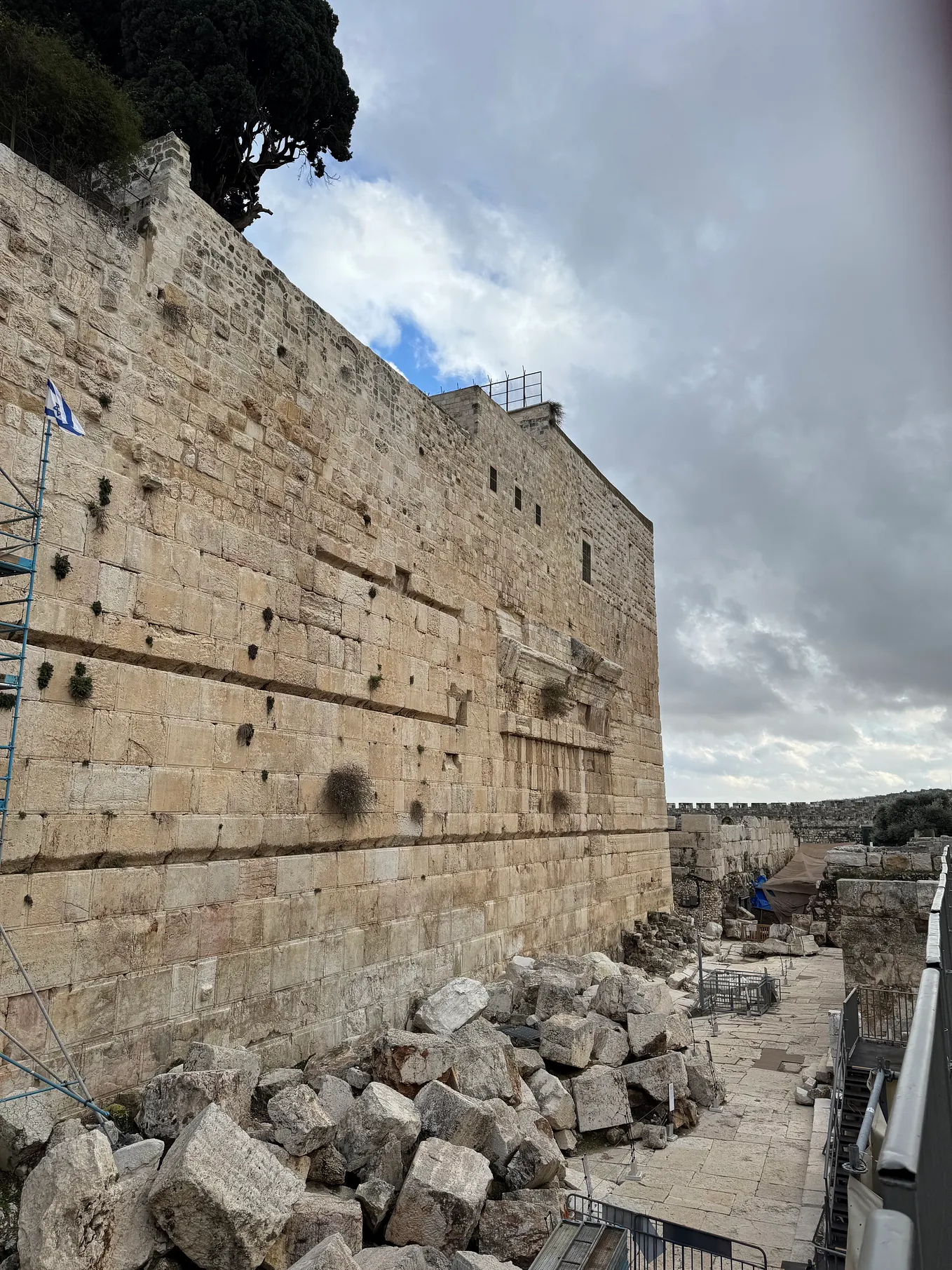 THE MYSTERY OF THE TRILITHON BLOCKS IN BAALBEK | by Musa Yalcin | Medium