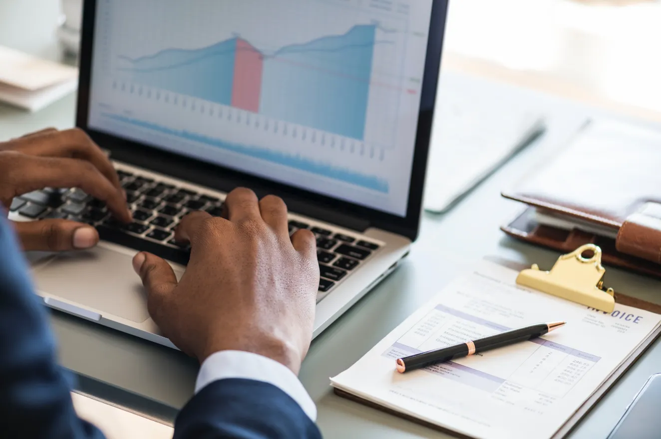 How Much to Charge as an Independent Consultant: Benchmarking ...