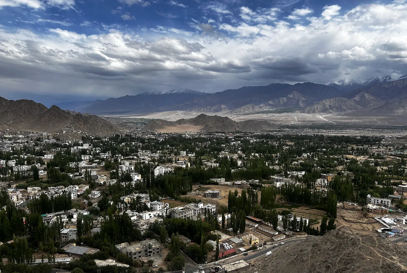 Building a Neural Network for Binary Classification from Scratch: Part ...