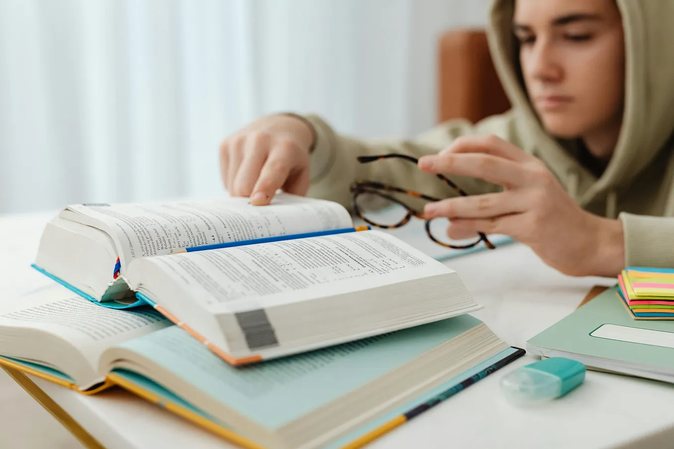 You’re Not Bad at Studying. Your Brain Is Tracking the Wrong Signal ...