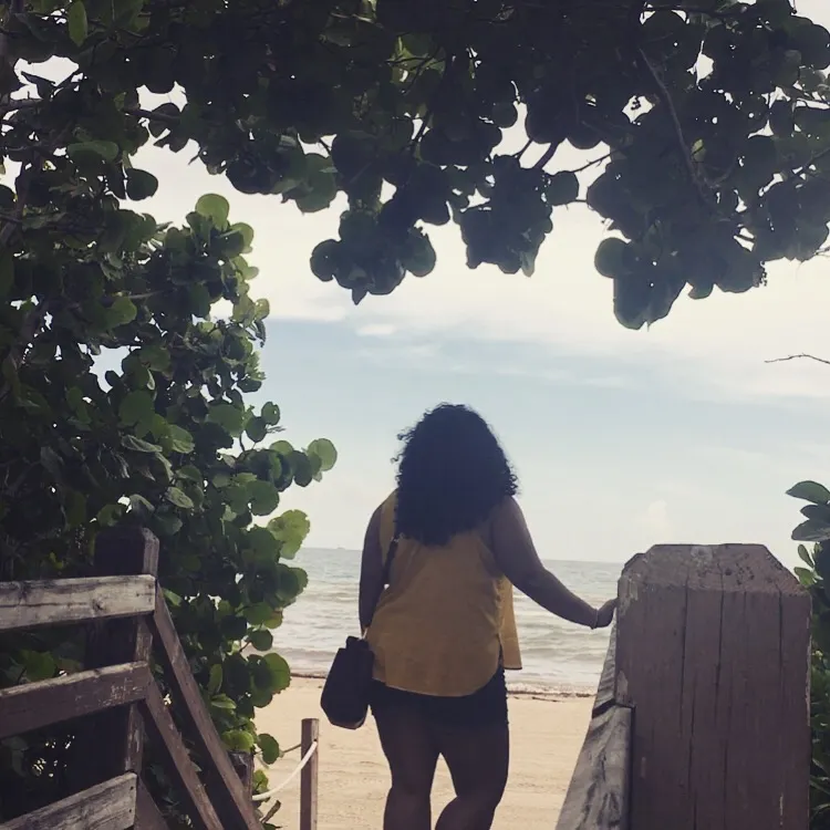 A Packing List for Aspiring Runaways | by Priscilla Thomas | Tell Your ...