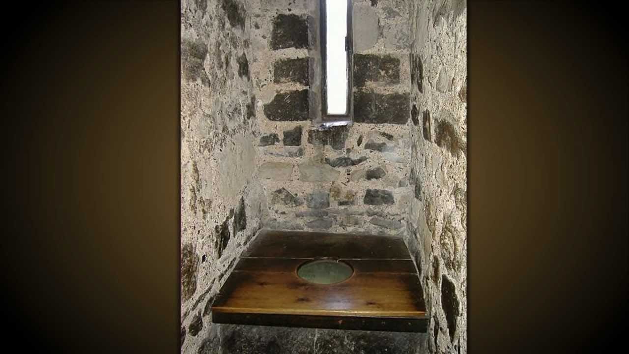 Medieval Castle Bathrooms From HBO’s Game Of Thrones To Regina