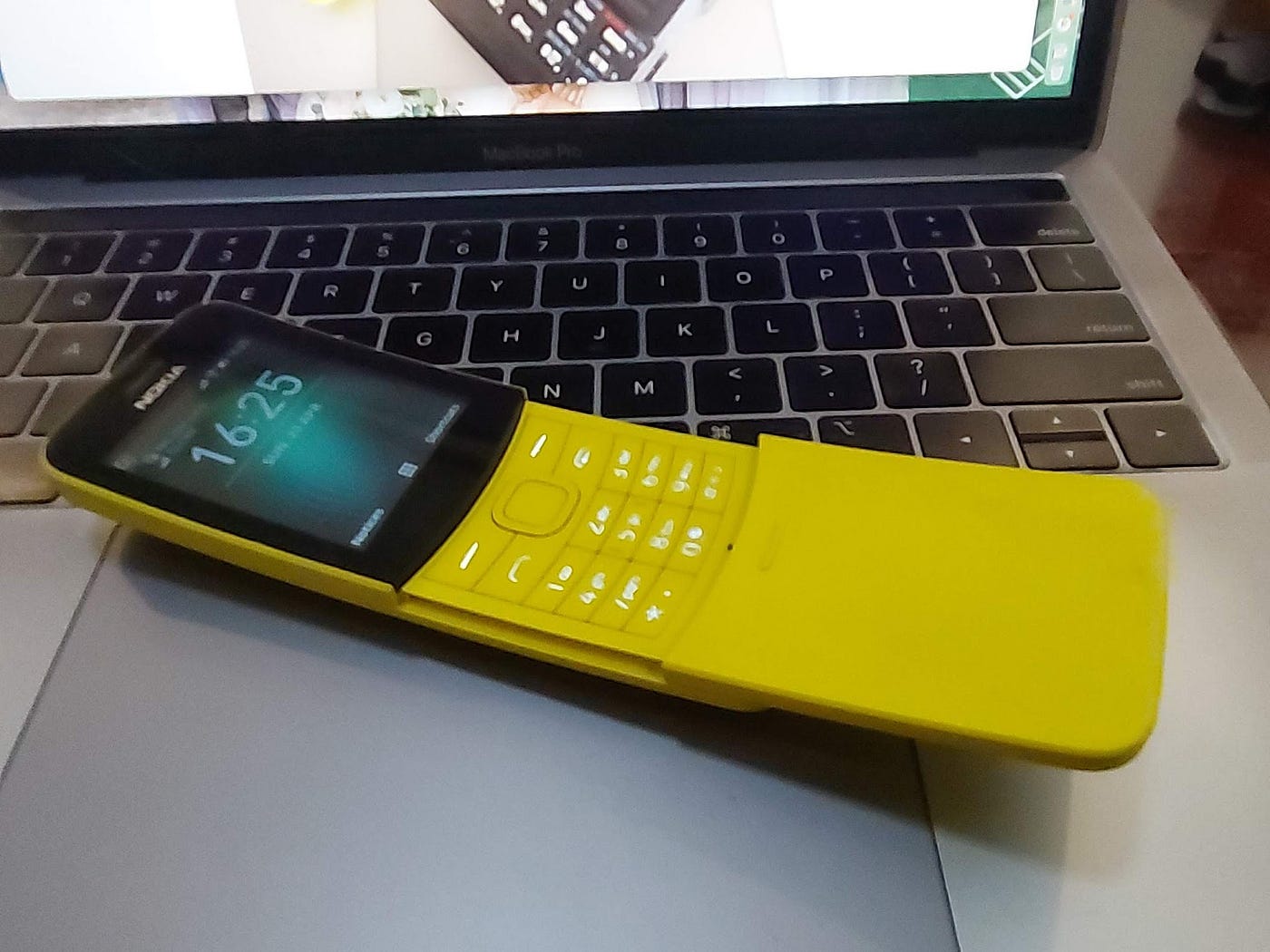 Nokia 8110