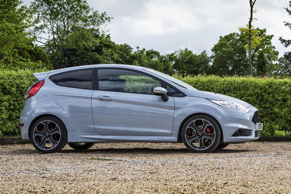 Ford Fiesta ST200 review by Dash Cam Buyers Guide Medium