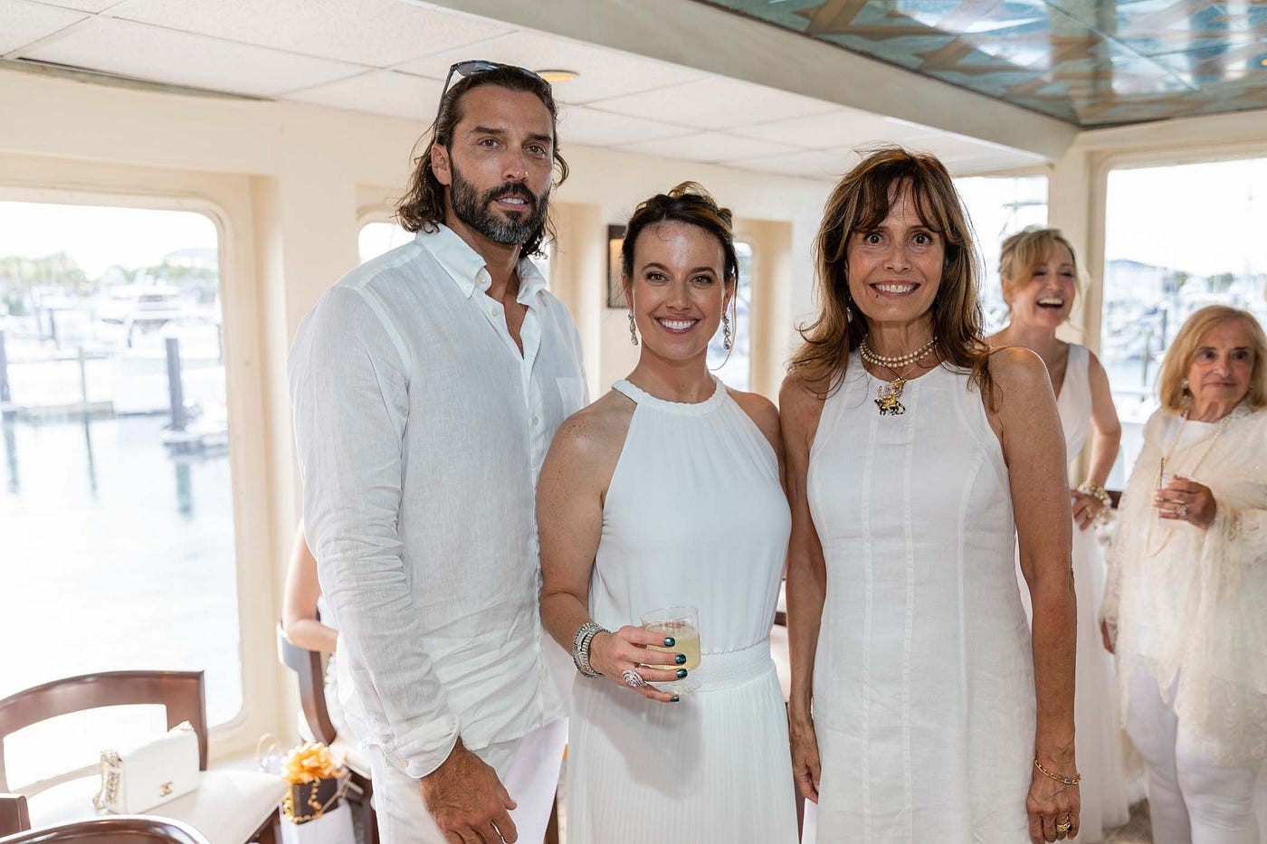 Rhonda Fischer's Instagram, Twitter & Facebook on IDCrawl