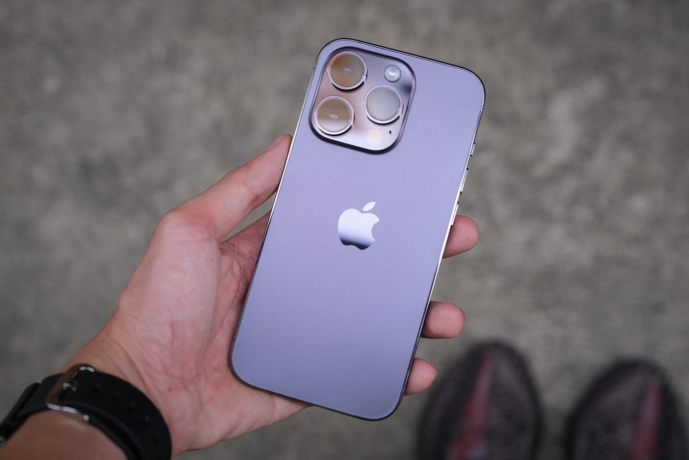 Apple Iphone 10000
