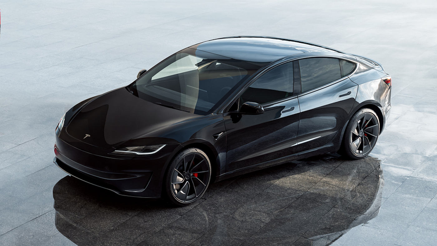 Black Tesla Tesla Model Y Limo Available In NYC, Long Island, New York