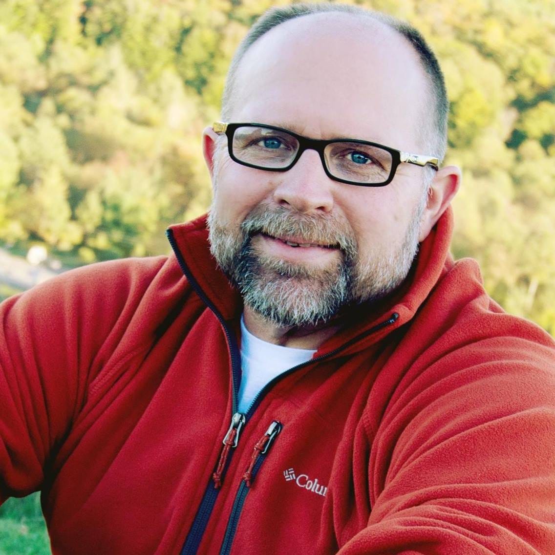 Dave Church's Instagram, Twitter & Facebook on IDCrawl