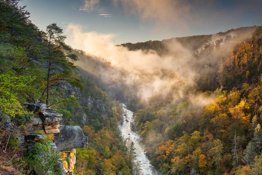 Pretty Places In Georgia The 16 Most Beautiful Places To See Fall
