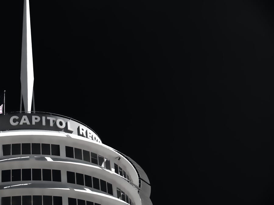 Dibujo Del Edificio De Capitol Records